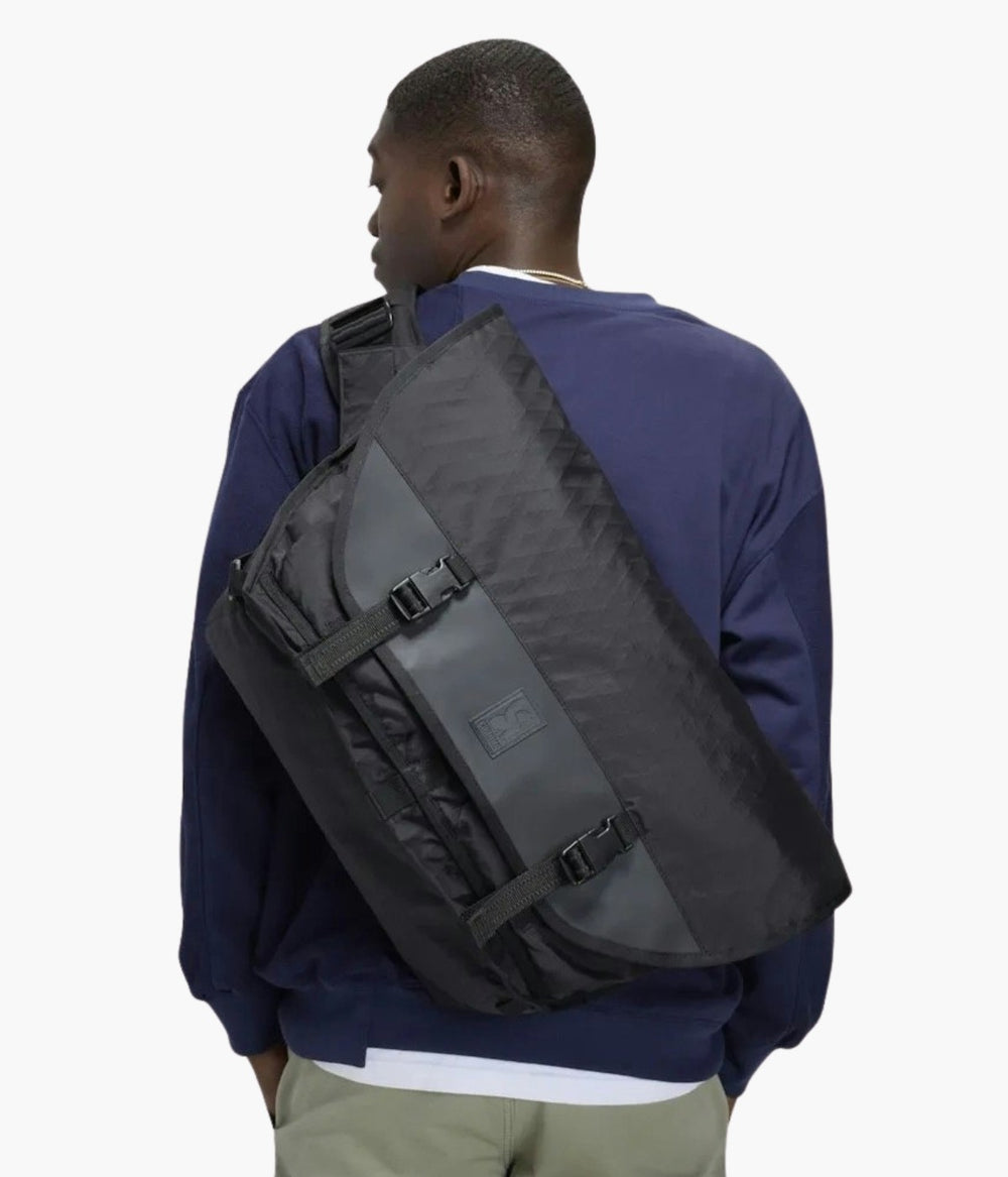 Chrome Industries Bags | Messenger, Sling & Backpacks | NEON Canada